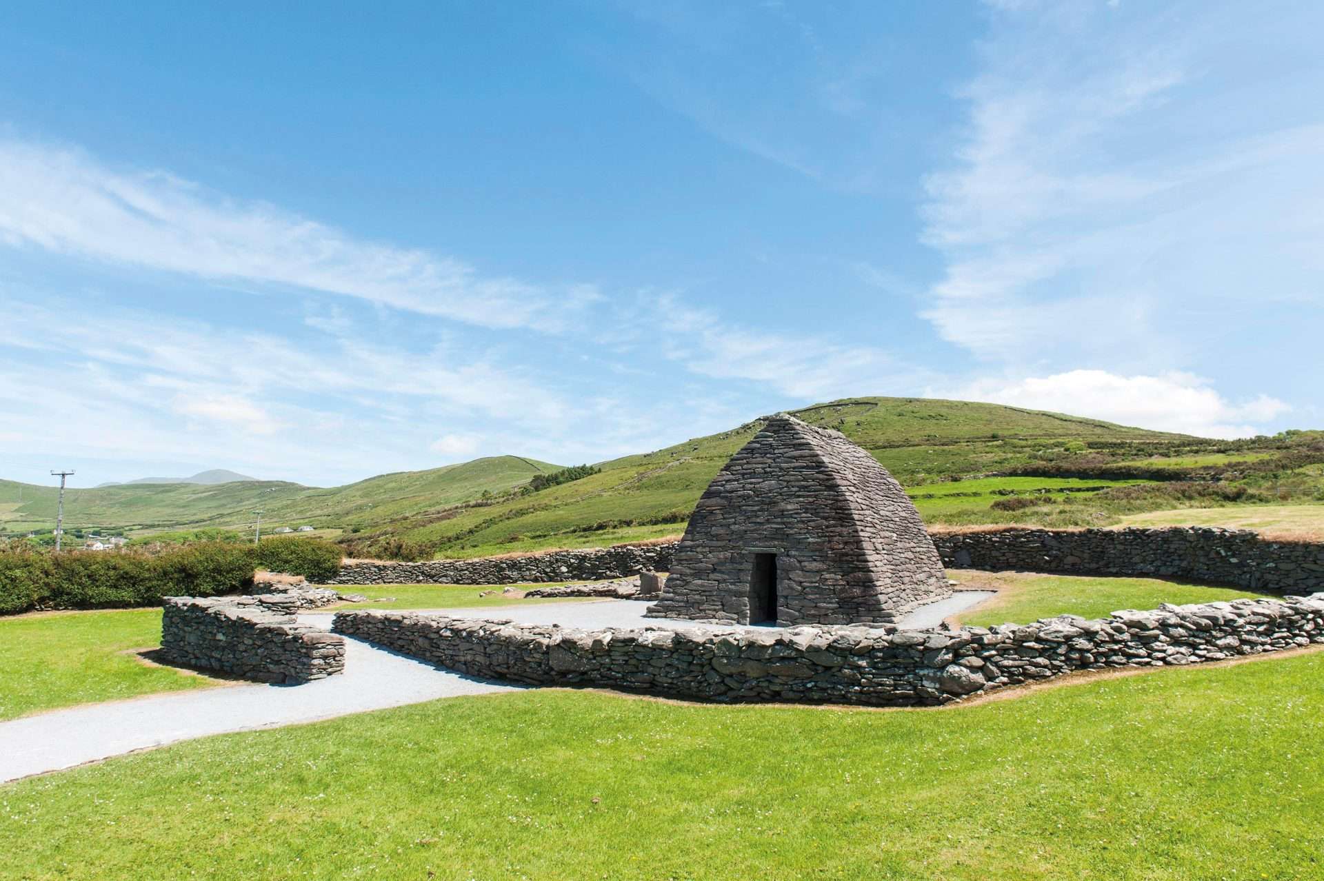 Inside the ancient Gallarus oratory, a cosmic centre of redemption ...
