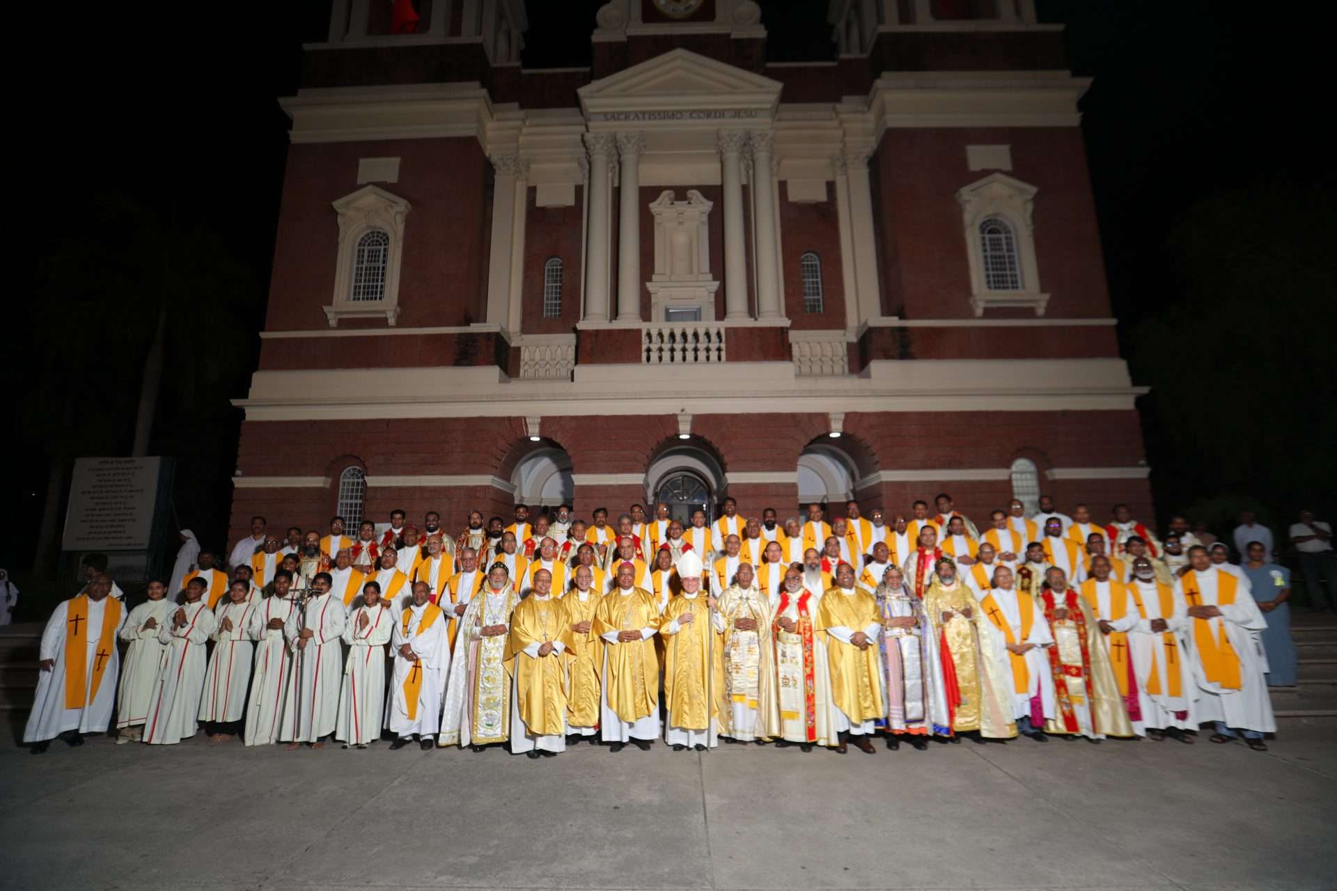 Christians of all denominations unite to celebrate Nicene Creed ...