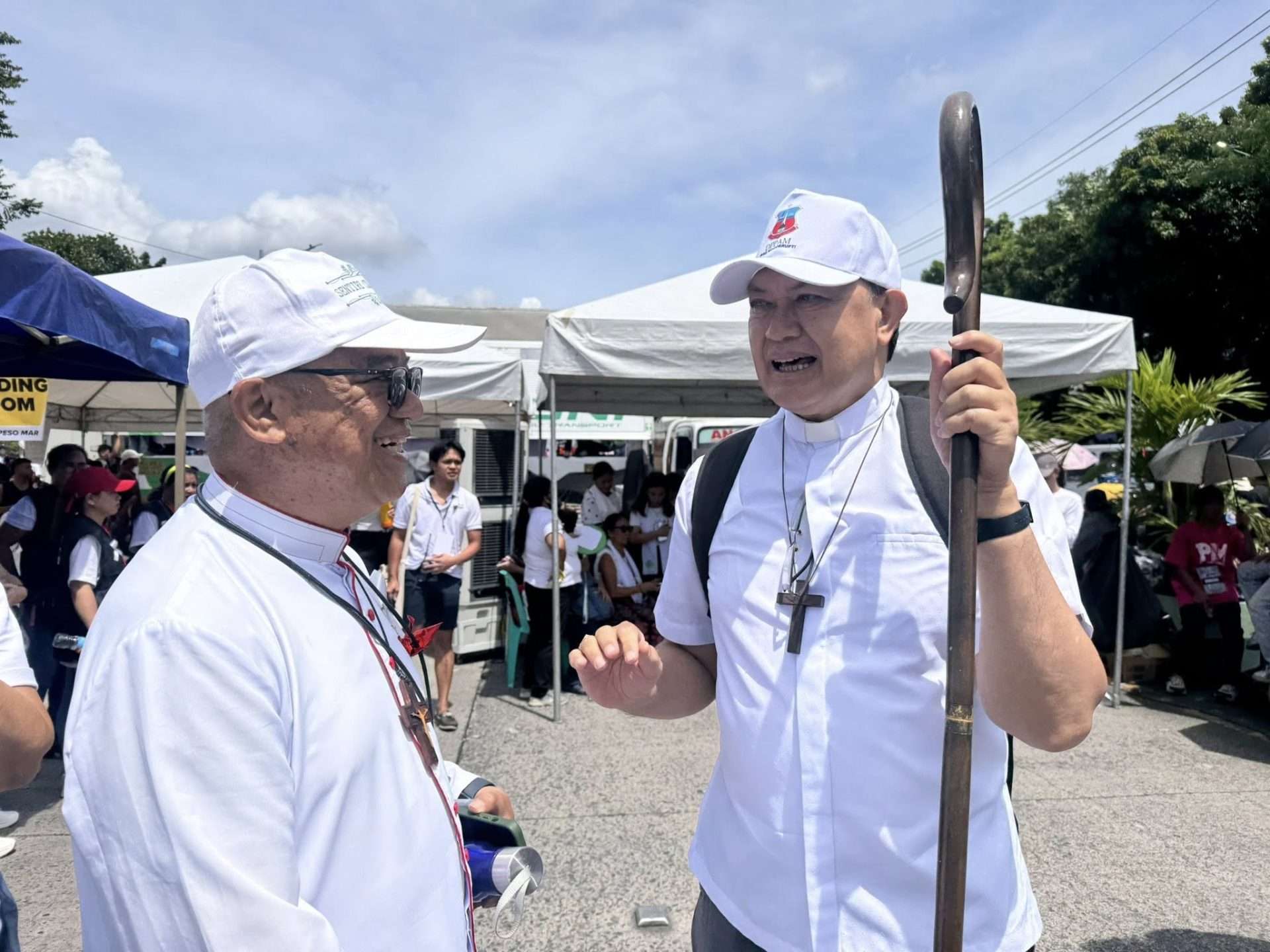 Cardinal calls Filipino officials to repent at anti-corruption protest ...