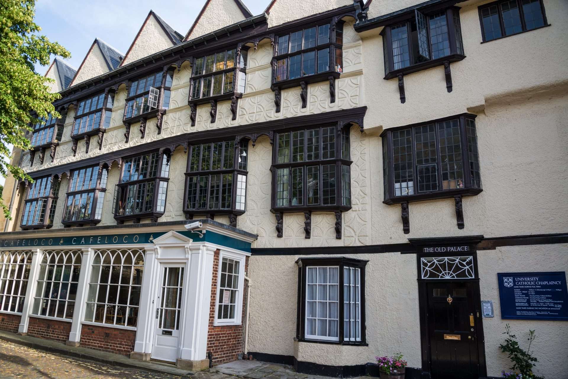 Fr Damian Howard SJ asked to step down from Oxford University Catholic ...