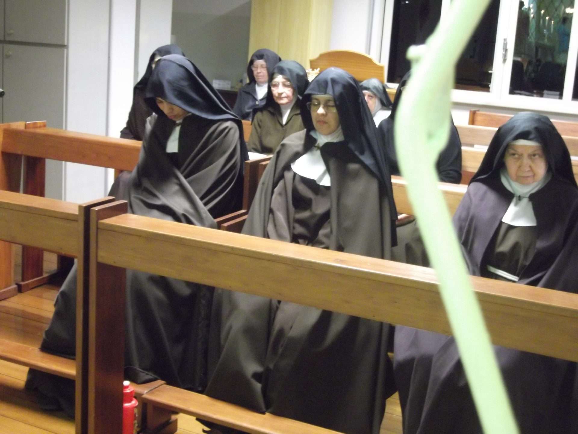 Two excommunicated Poor Clares return to the Church - The Tablet