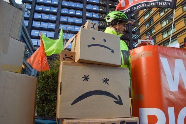 Amazon shareholders demand respect for workers’ rights - The Tablet