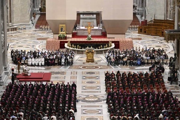 Synod session begins after prayer and penitence - The Tablet